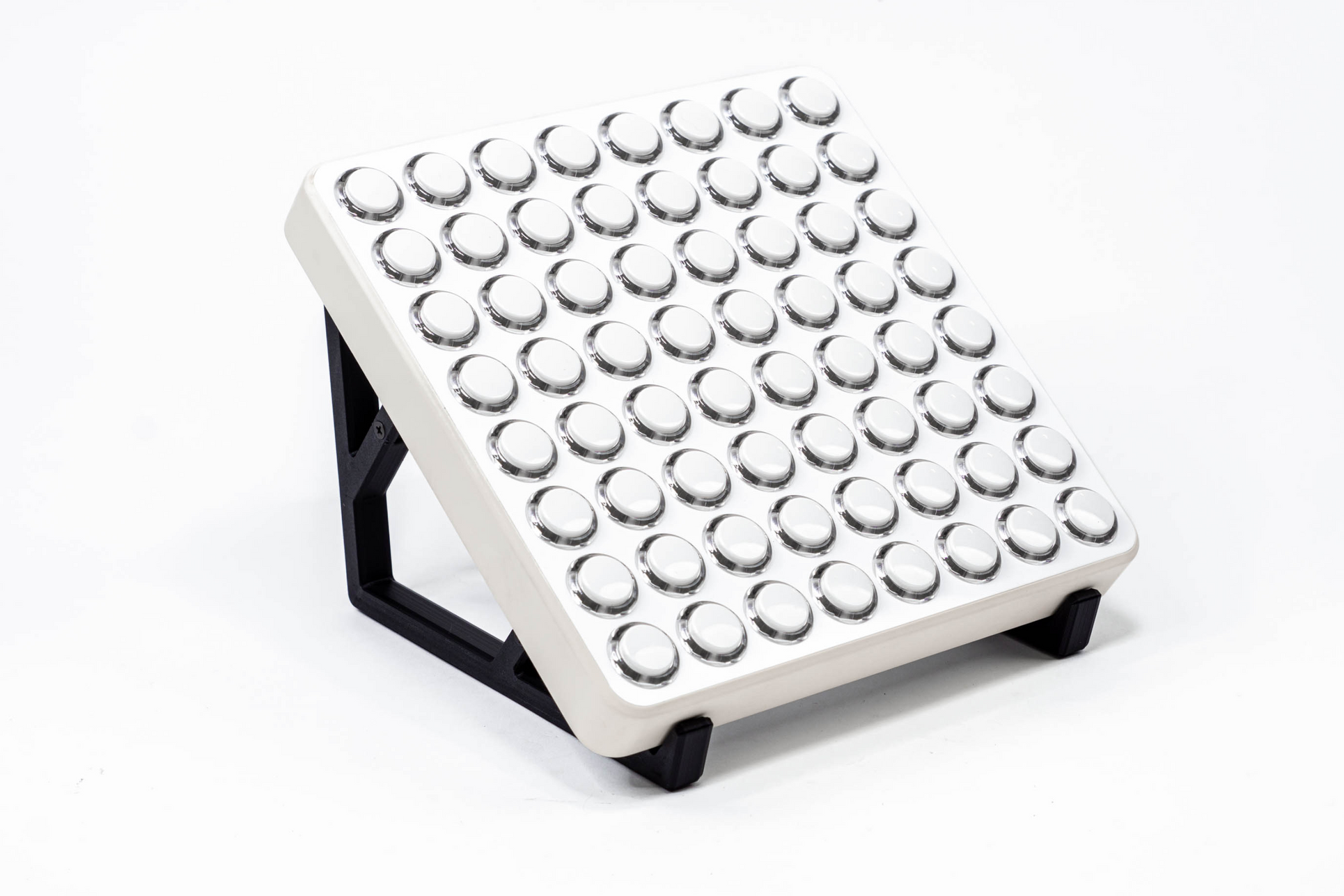 Midi Fighter Stands — DJ TechTools